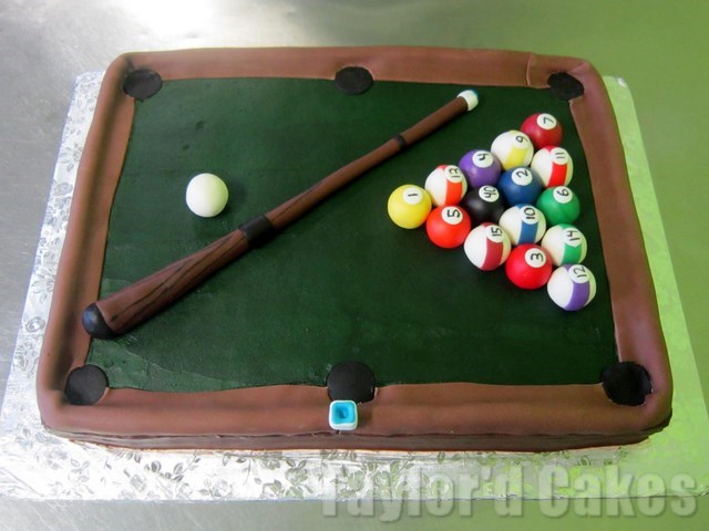 Pool Table Cake